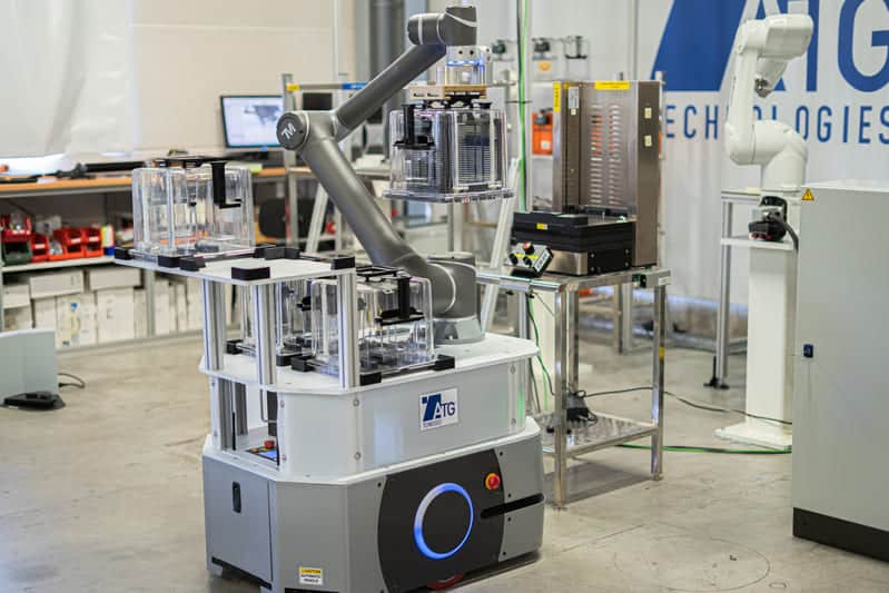 CoMoBot™ - FOUP/PODS Mobile Handling Robot